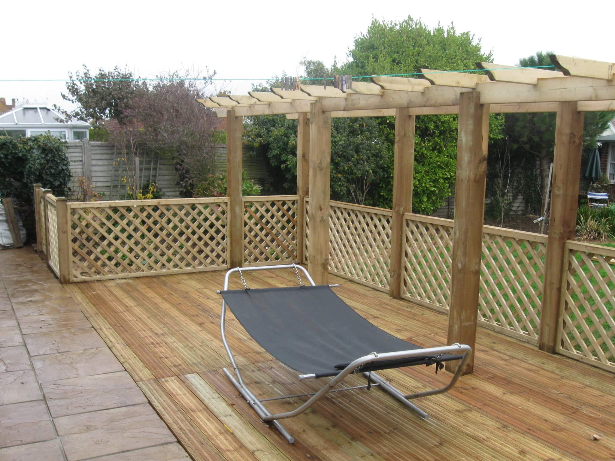 Residential Fencing & Gates | Home Fencing | Knight Fencing